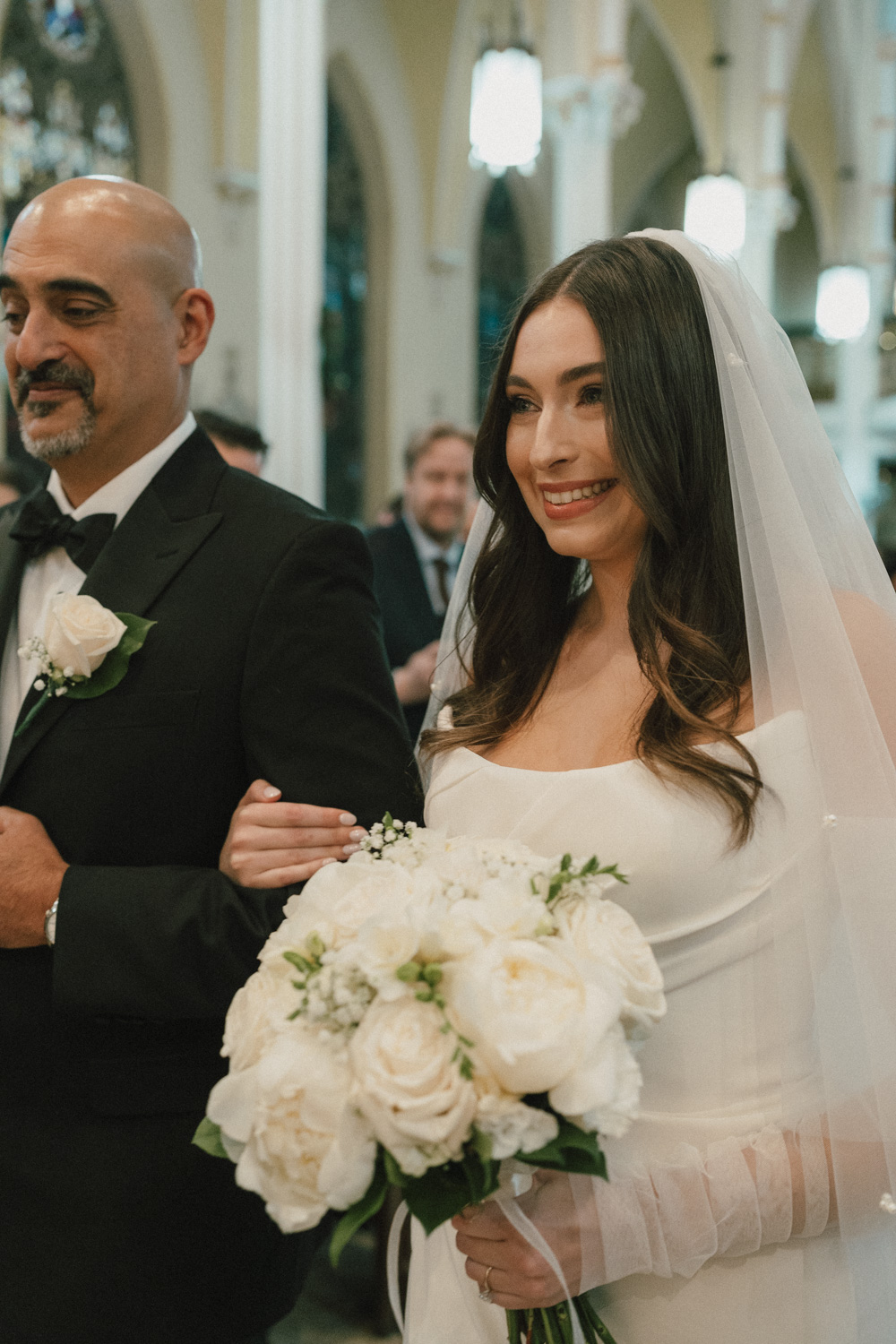 Modern and Timeless New York City Winter Wedding - Randi Roberts ...