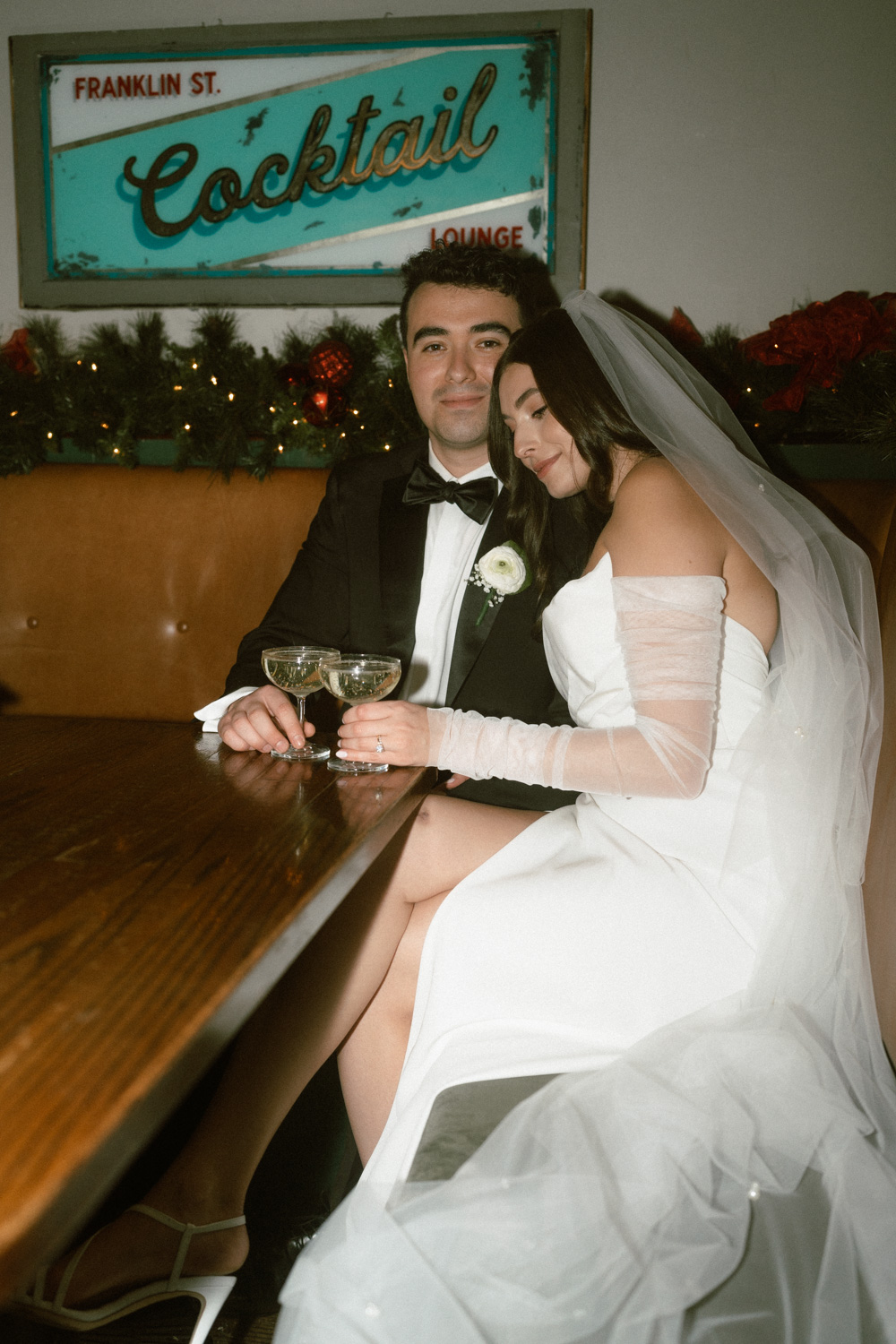 Modern and Timeless New York City Winter Wedding - Randi Roberts ...