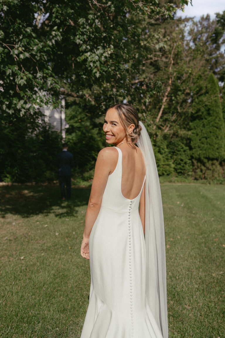 A Garden Style Summer Wedding in New Jersey - Randi Roberts Photography