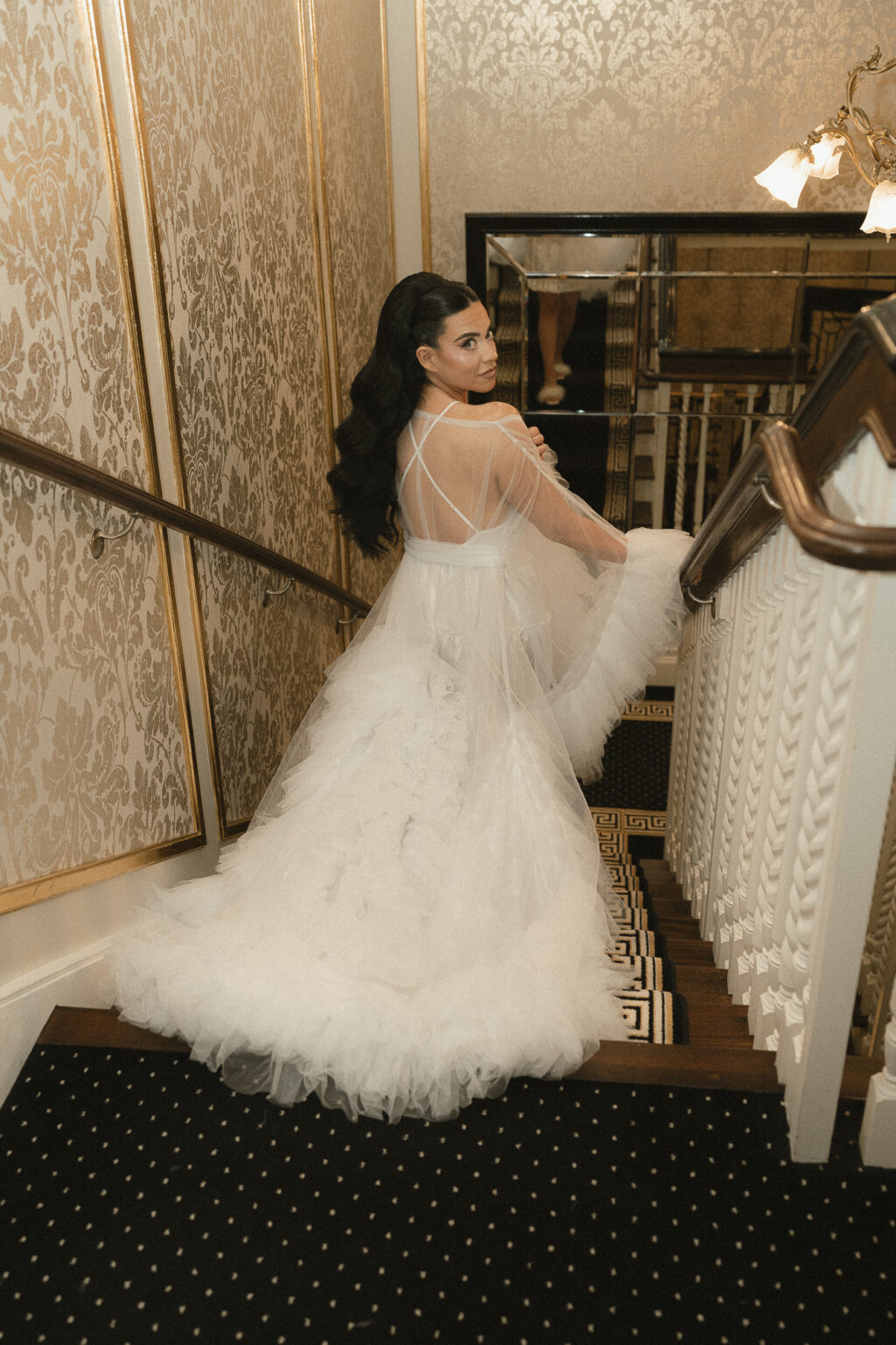 A Luxury Wedding with an Edge At The Shadowbrook - Randi Roberts ...