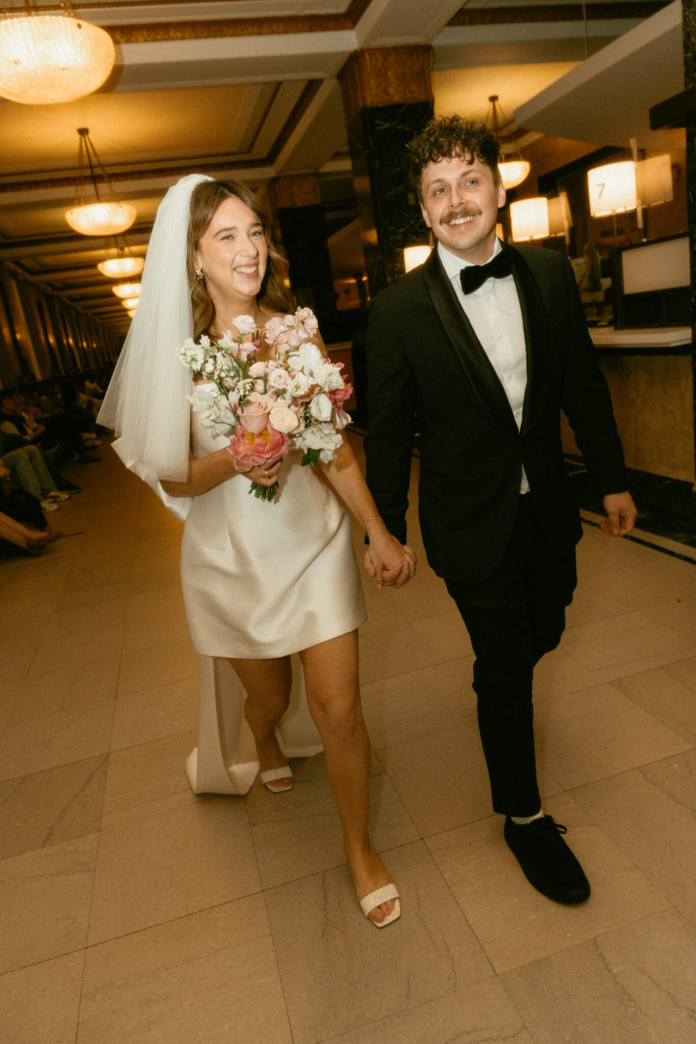 A Simple And Stylish Elopement At Manhattan City Hall - Randi Roberts ...