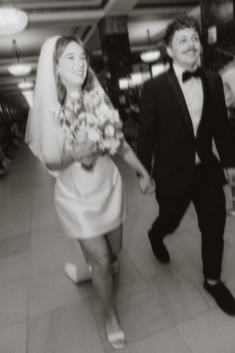A Simple And Stylish Elopement At Manhattan City Hall - Randi Roberts ...