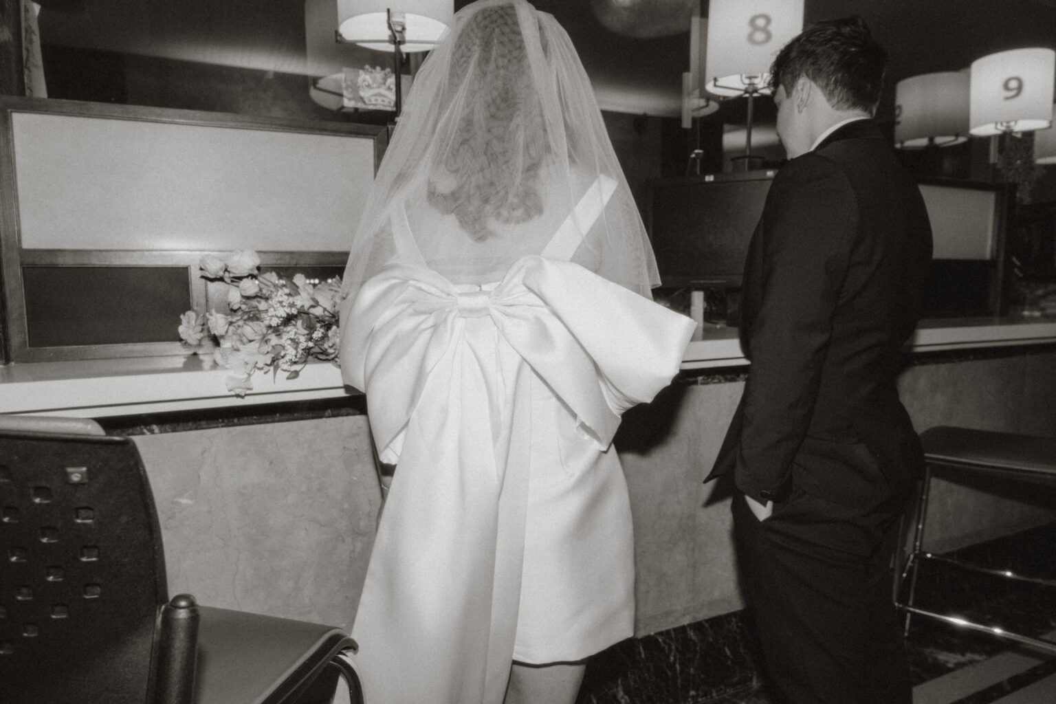 A Simple And Stylish Elopement At Manhattan City Hall - Randi Roberts ...